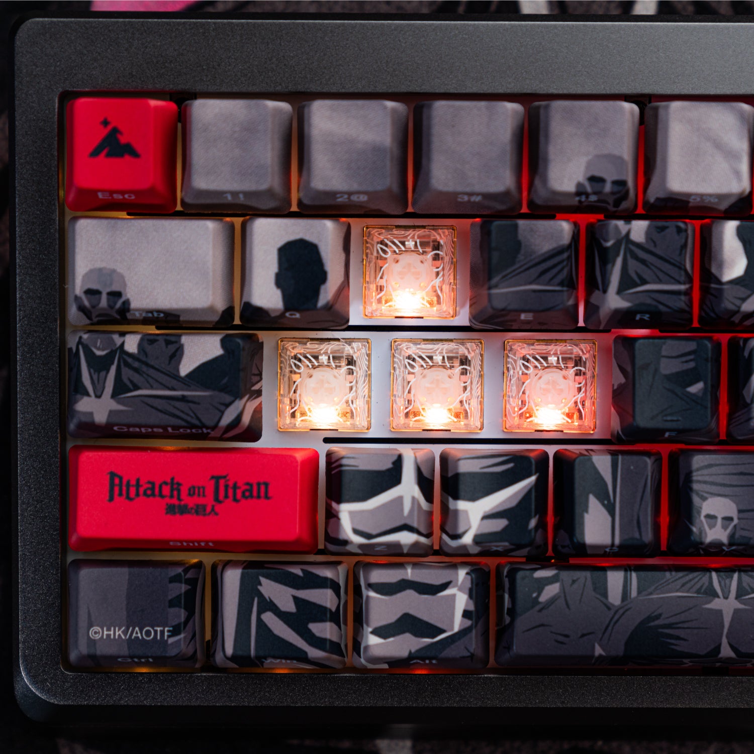 Attack on Titan 2 Lookbook – Higround