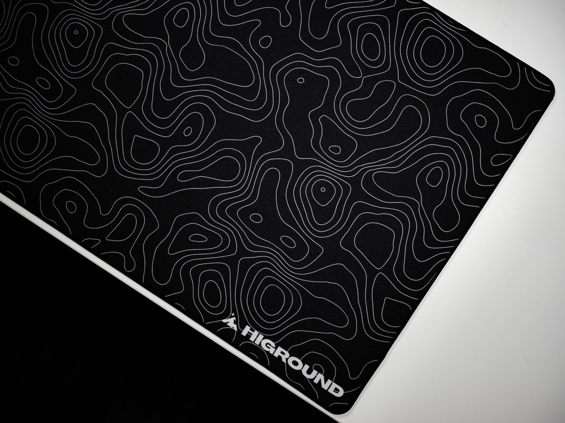 BLACKICE XL Mousepad (90 x 40 cm) – Higround