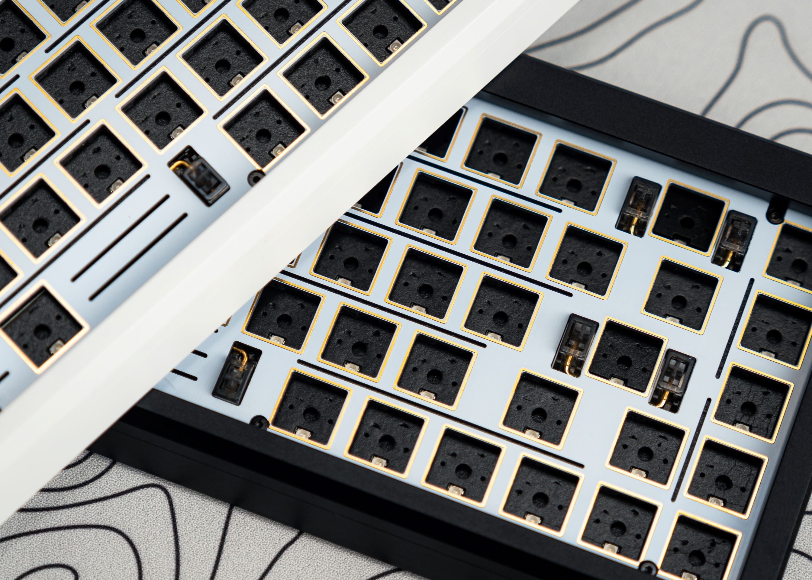 BAREBONES SUMMIT 65 – Higround